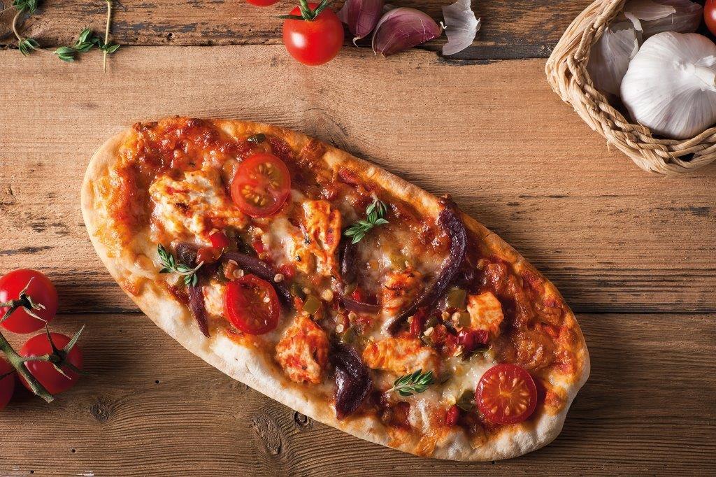 Hand-Held Pizza OF22897 Chicken and Pesto Pizza - Curran Foods